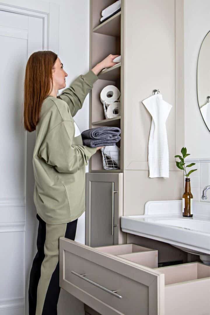 How To Declutter Your Bathroom: Step-By-Step Bathroom Declutter Guide
