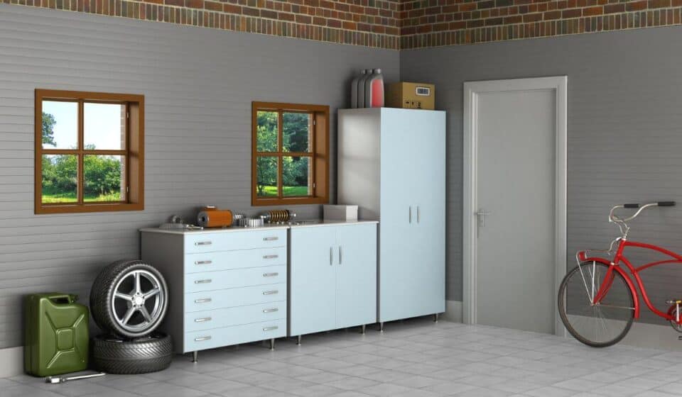 Step-By-Step Guide To Decluttering A Garage: Garage Declutter Tips