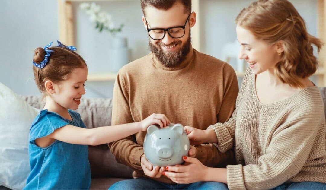 Budget Tips For Families: How To Cut Household Expenses And Save Money ...