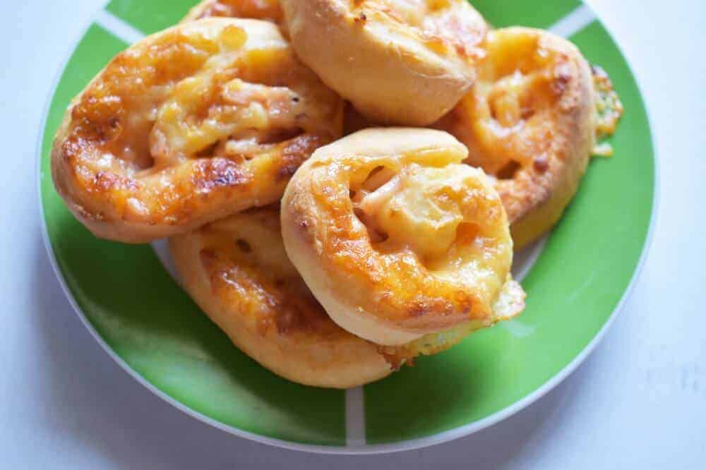 Savoury Cheese & Bacon Scrolls Recipe