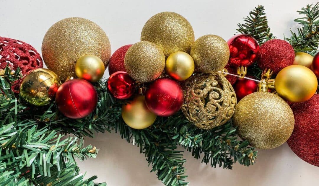 How To Make A Christmas Garland: 3 Easy DIY Garland Ideas