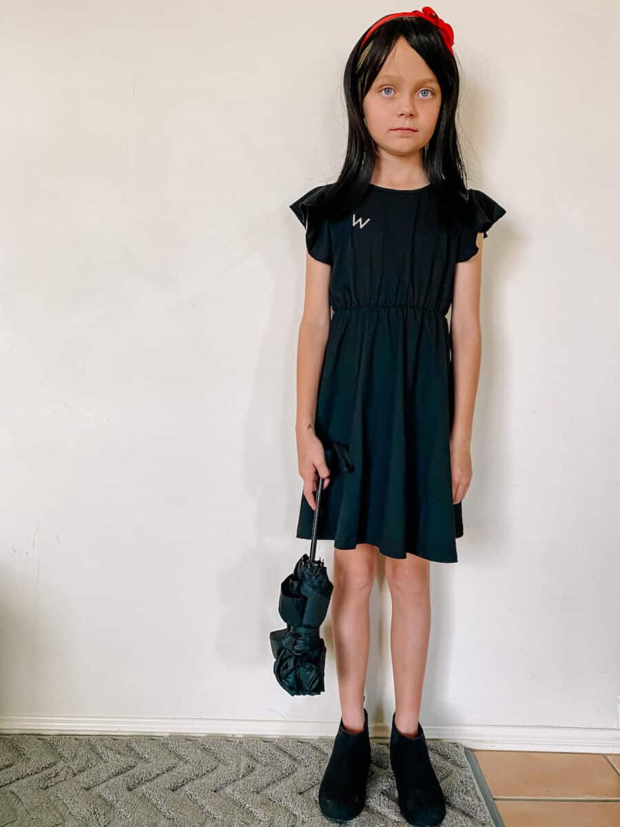 DIY Morrigan Crow Costume - Nevermoor Book Week Idea