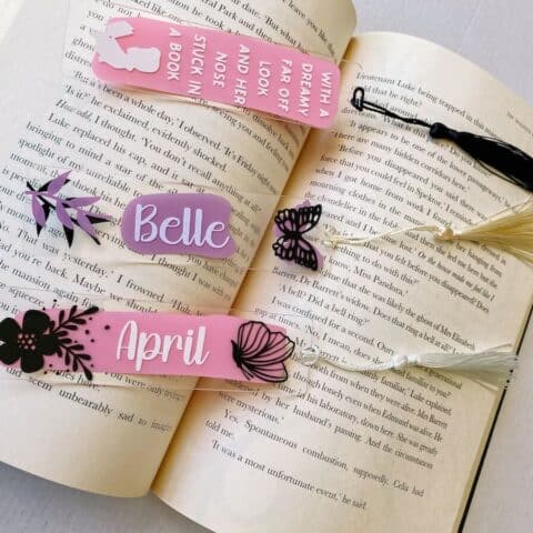 How To Make DIY Acrylic Keychains With Cricut (Step By Step)