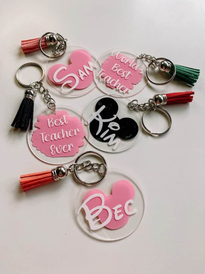 How To Make DIY Acrylic Keychains With Cricut (Step By Step)