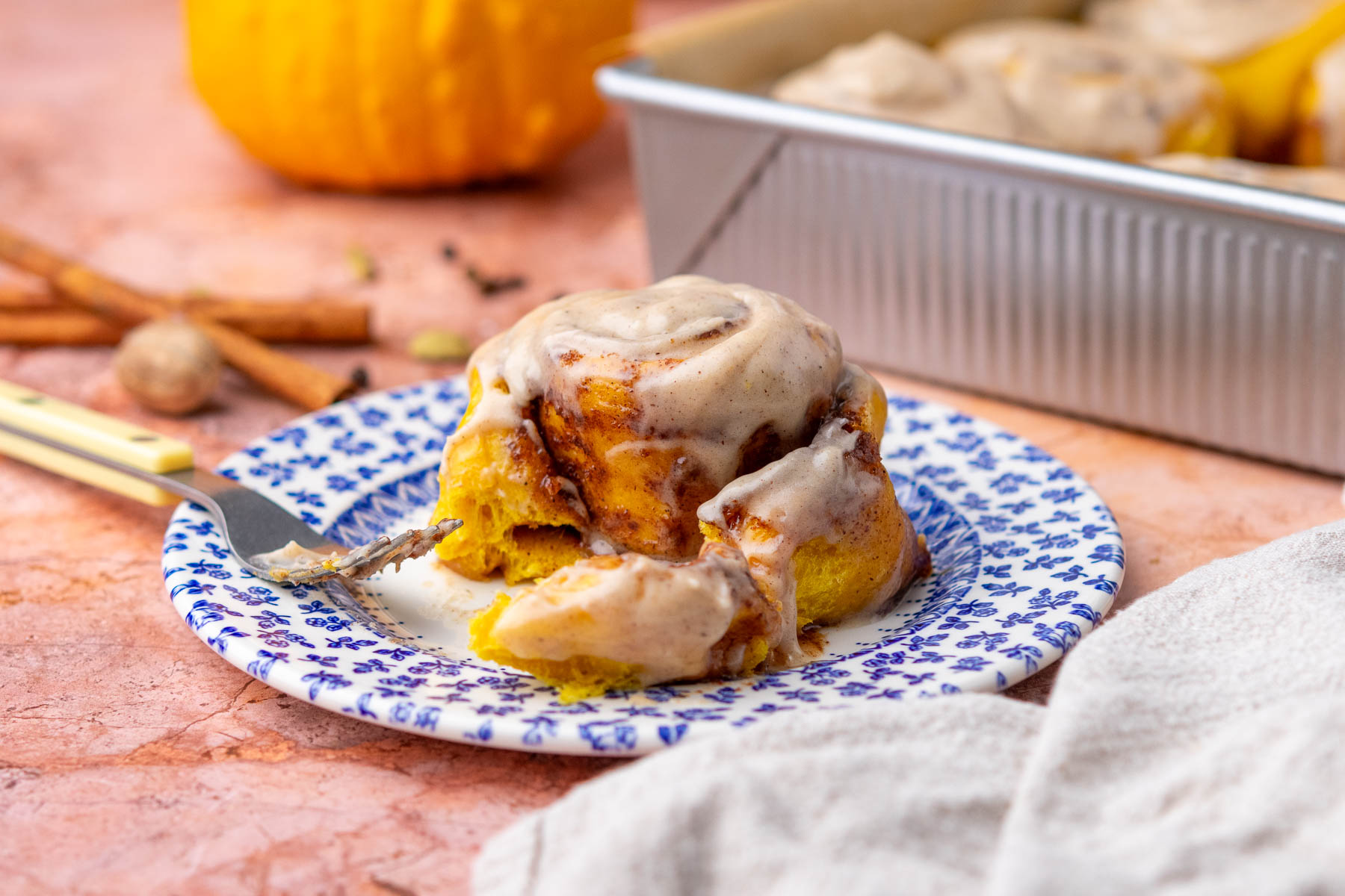 40 Irresistible Thanksgiving Desserts To Sweeten Your Menu